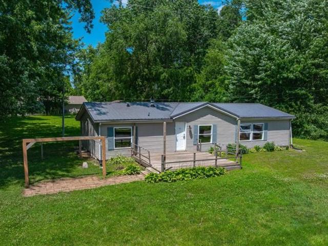 78 Ems B6 Ln, Leesburg, IN 46538
