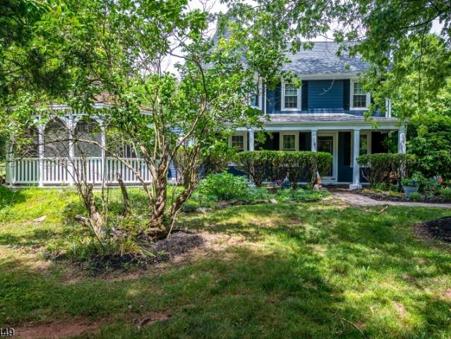 78 Falcon Rd