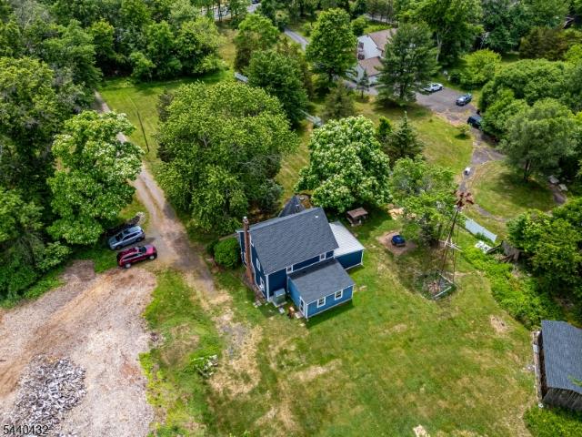 78 Falcon Rd