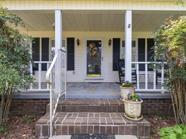 78 Francie Boulevard