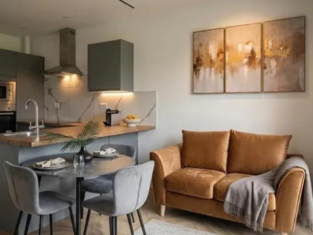 78 Gladeside, London, CR0 7RG, United Kingdom | 3 bed apartment for rent #166099008 | Rentberry