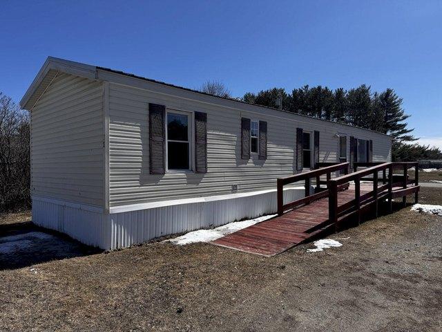 78 Harveys Park, Skowhegan, ME 04976
