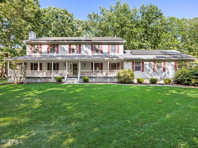 78 Ivins Dr, New Egypt, NJ 08533