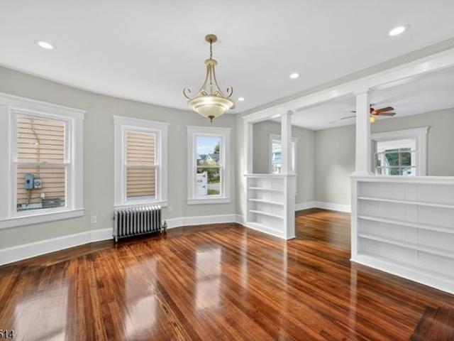 78 James St, Dover, NJ 07801