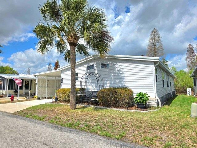 78 Lake Pointe Dr, Mulberry, FL 33860