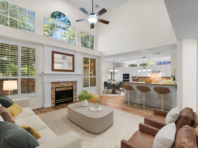 78 N Cochrans Green Cir, The Woodlands, TX 77381 | MLS #91473