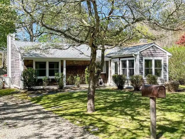 78 Nautilus St, Jamestown, RI 02835 MLS #1383901