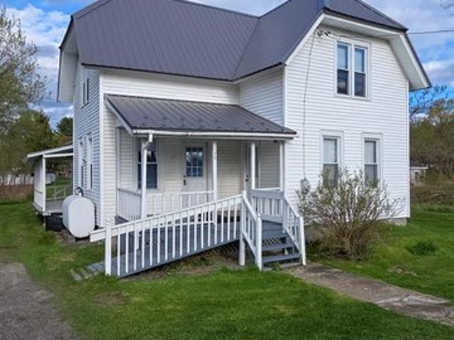 78 New York 95, Moira, NY 12957