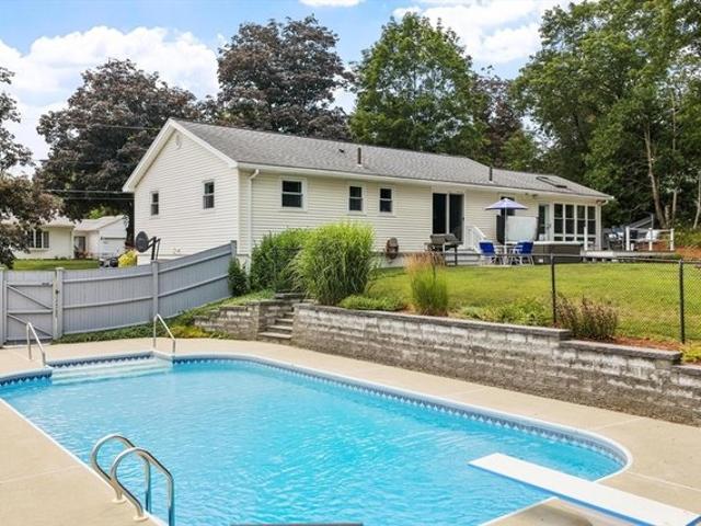 78 Poulin Dr, Lancaster, MA 01523