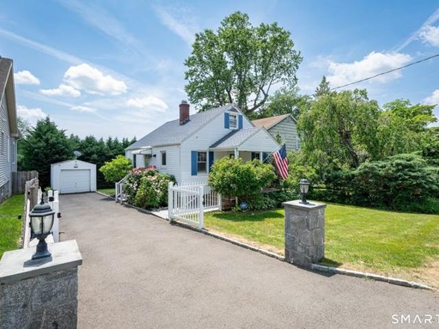 78 Saint Charles Ave, Stamford, CT 06907