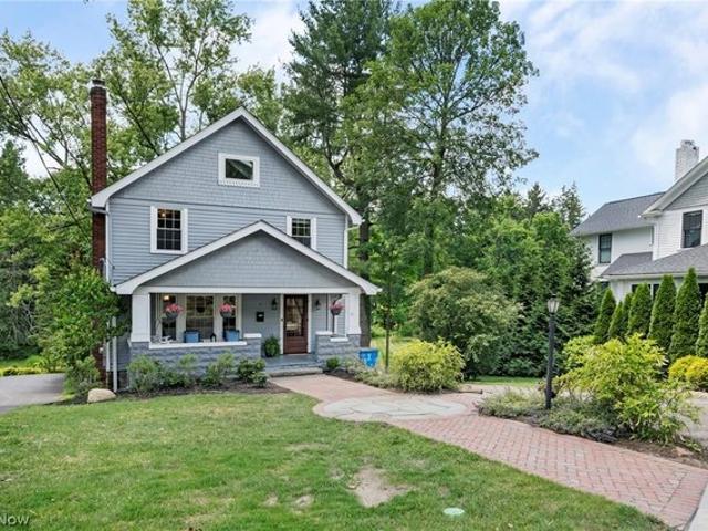 78 Solon Rd, Chagrin Falls, OH 44022