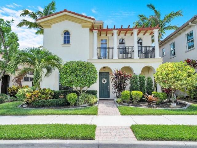 78 Stoney Dr, Palm Beach Gardens, FL 33410