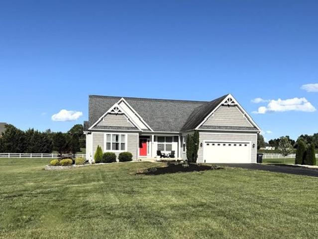 78 Statice Dr, Hedgesville, WV 25427