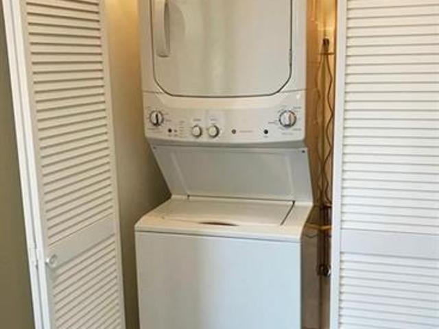 78 Summit Ave # 302