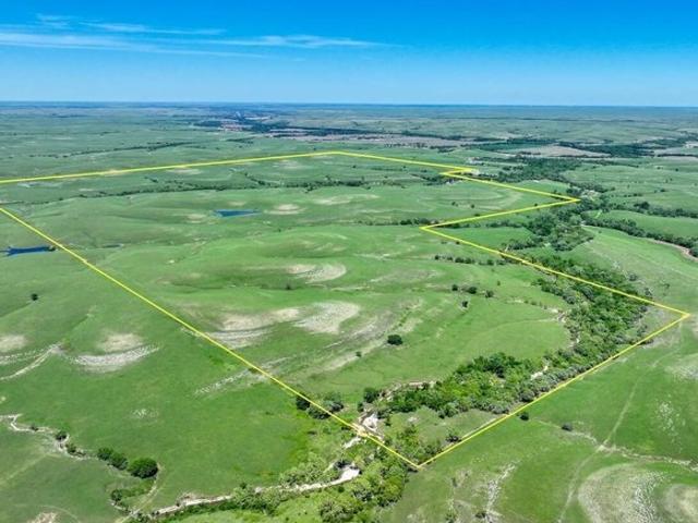 78th Rd, Matfield Green, KS 66801