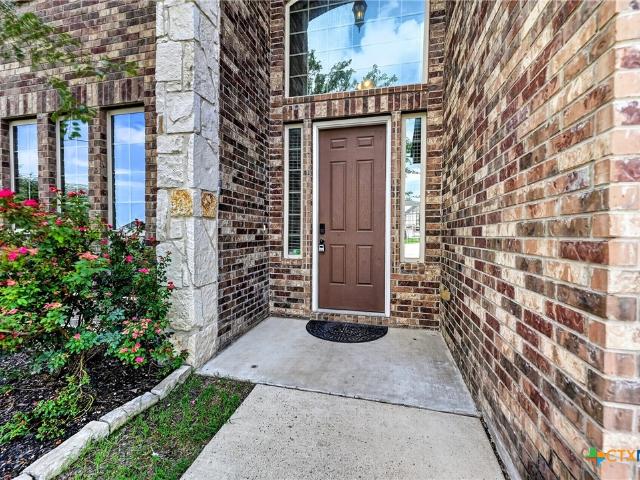 7905 Northgate Loop