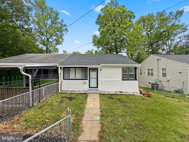 7905 Greenleaf Rd, Landover, MD 20785 | MLS #MDPG2151 | Compass