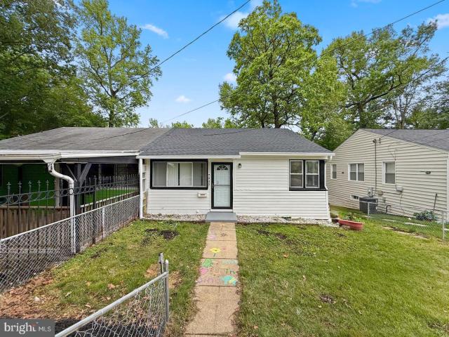 7905 Greenleaf Rd, Landover, MD 20785 | MLS #MDPG2200 | Compass