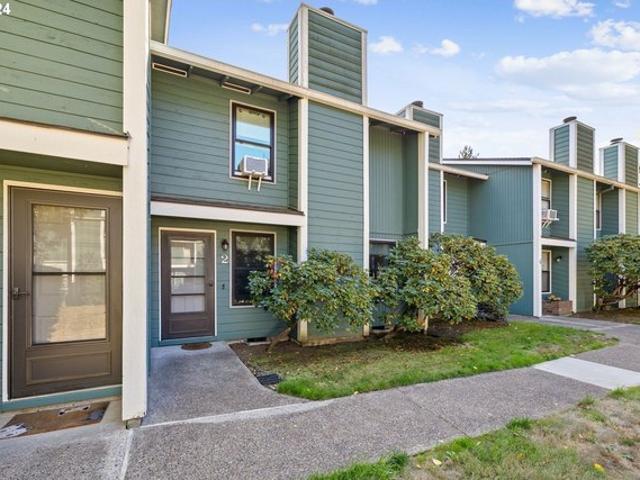 7905 SW Fanno Creek Dr, Tigard, OR 97224