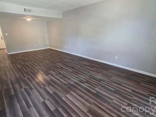 7906 Oak Meadow Court