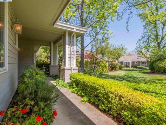 7906 Winged Foot Ct, Pleasanton, CA 94588