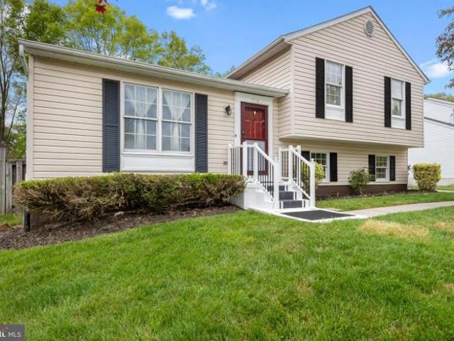 7908 Delmont Station Rd, Severn, MD 21144