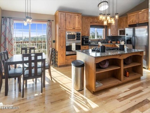 7908 W Mustafa Cir, Wasilla, AK 99623