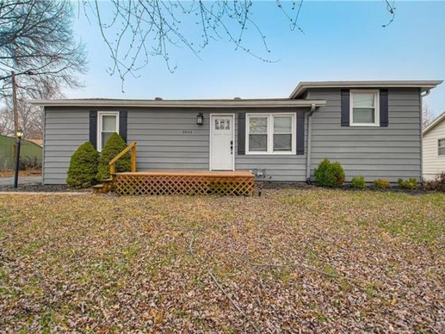 7909 N Pennsylvania Ave, Kansas City, MO 64118