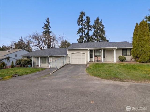 7909 7911 th St Ct E, Puyallup, WA 98373