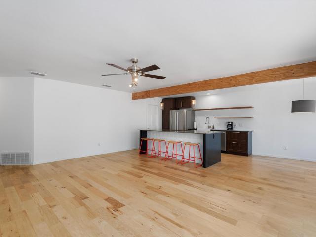 7900 Clydesdale Dr