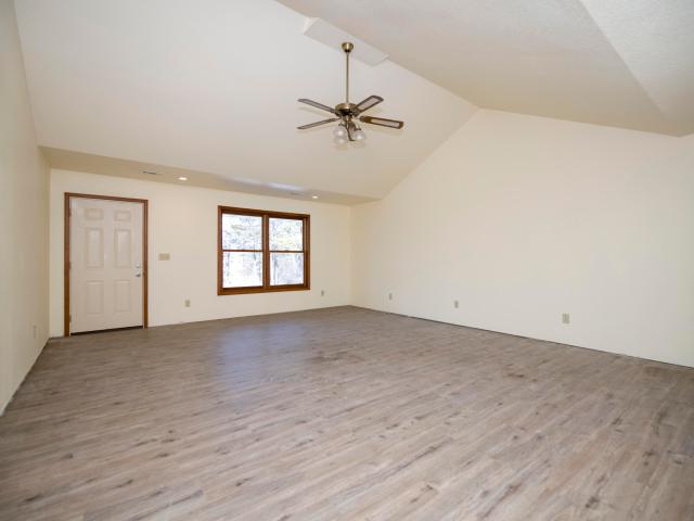 7900 e st charles rd