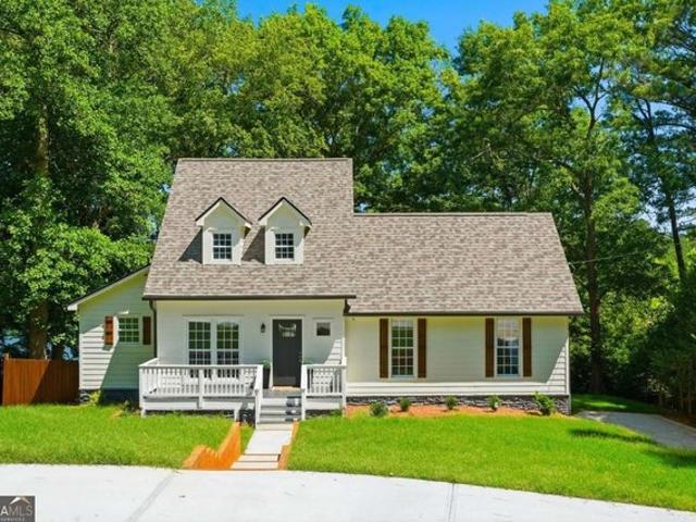 7900 Sweetwater Dr, Douglasville, GA 30135