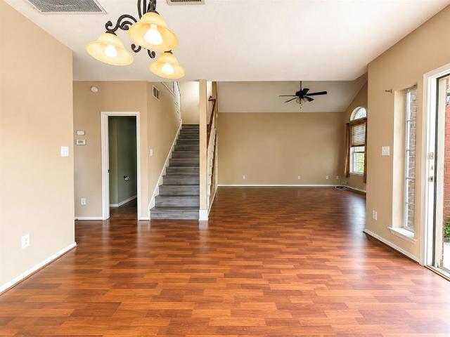 7900 Squire Lane