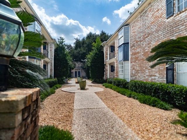 7900 Westheimer Rd Apt 216, Houston, TX 77063