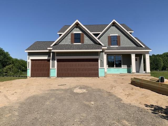 7900 Woodhurst Dr NE, Rockford, MI 49341