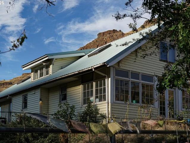 79010 Hat Point Rd, Imnaha, OR 97842