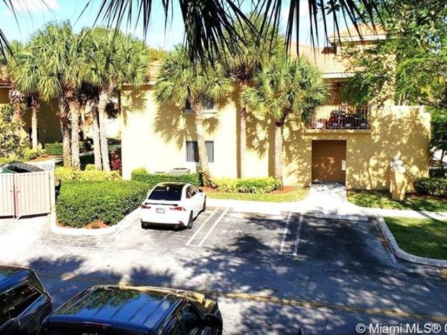 7901 NW 6th St #204, Pembroke Pines, FL 33024