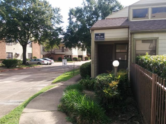 7901 Cambridge Street 77