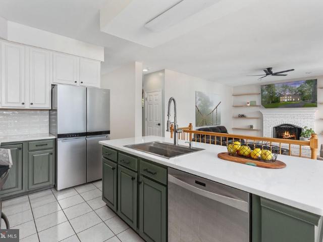 7901 commodore ct