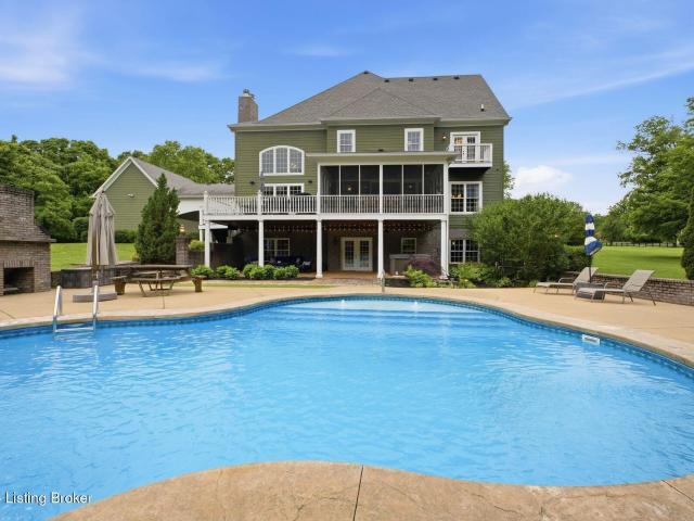 7901 Dobson Ln