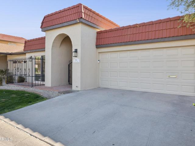 7901 E Plaza Avenue