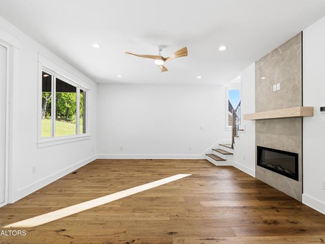 7901 Scenic View Drive