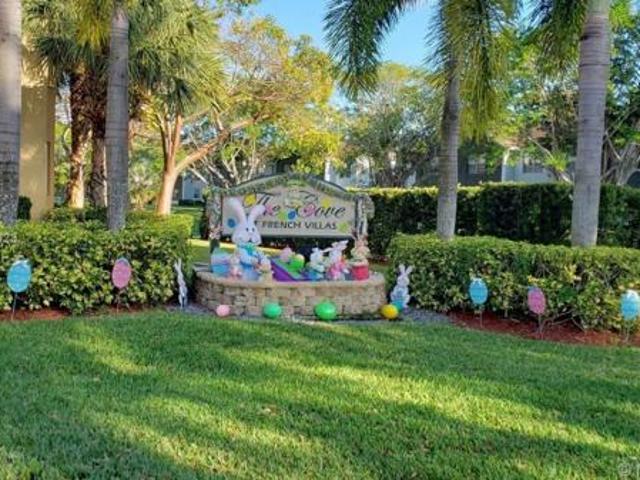 7901 6th St NW #204, Pembroke Pines, FL 33024