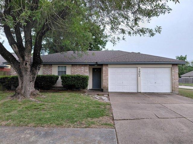 7902 Birchbark Dr, Humble, TX 77338