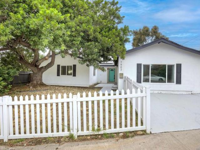 7902 Shorewood Dr, San Diego, CA 92114
