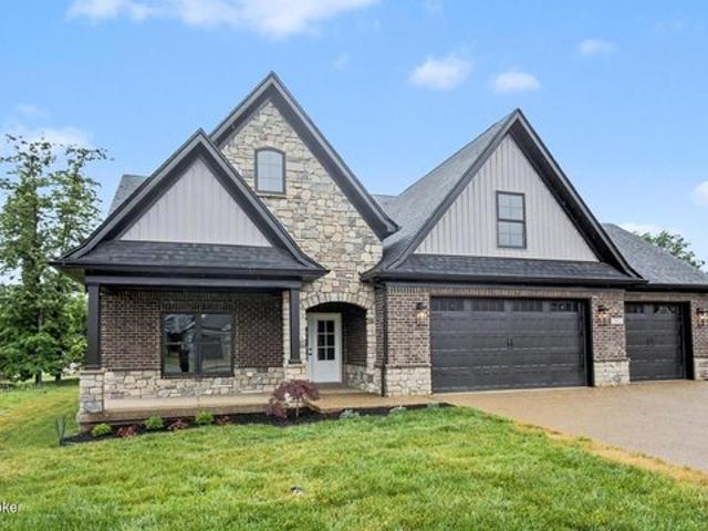 7902 Wagon Trail Ct, Louisville, KY 40291