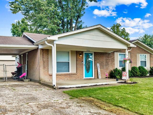 7903 Grenelle Dr
