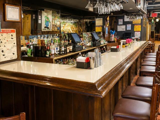 7903 Roosevelt Avenue