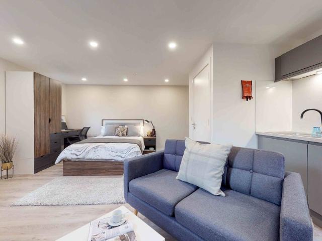 £790 Bills inc. Studio in Sheffield City Centre