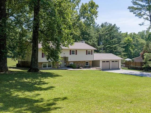 790 E Dillman Rd, Bloomington, IN 47401